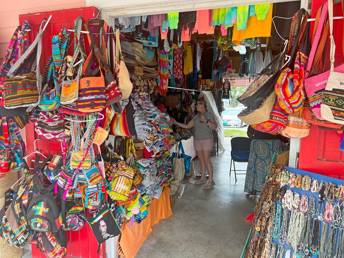 Nassau, Bahamas on a Budget - Entire Trip: Only $966!